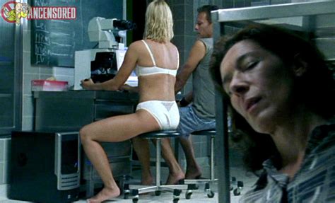 Naked Doreen Jacobi In Crocodile Alert