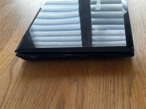 Laptops And Notebooks Gigabyte Notebook Q1700c 17 3 Intel Celeron 1037u Dual Core 1 8ghz 500gb