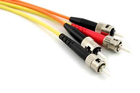 Knowing The Difference Between Single Mode And Multimode Fiber Cables Cabling Installation
