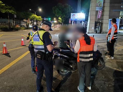 交通安全月重棒出擊 板橋警取締改裝噪音車不手軟 民眾網