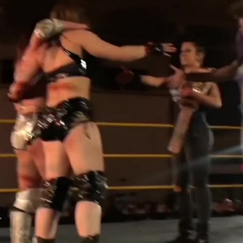 Io Shirai And Kairi Sane Scrolller