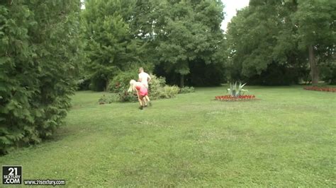 Running Into Candee Candee Licious Porno Movies Watch Porn Online Free Sex Videos