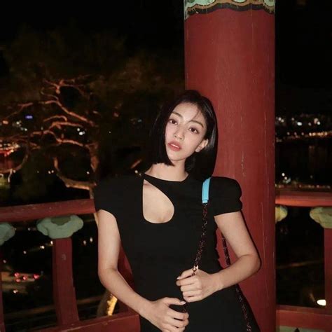 Twice志效的迷人身材成熟美貌获称赞 时尚 照片 Talk