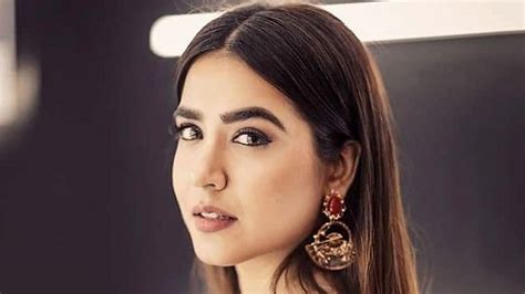 لال کبوتر کی اداکارہ منشا پاشا کو ڈانس کرنے کا شوق کیوں ہے؟ Bbc News اردو