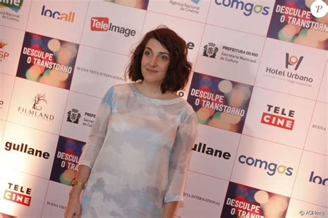 Clarice Falc O Diz Que J Realizou Fetiches No Sexo Purepeople