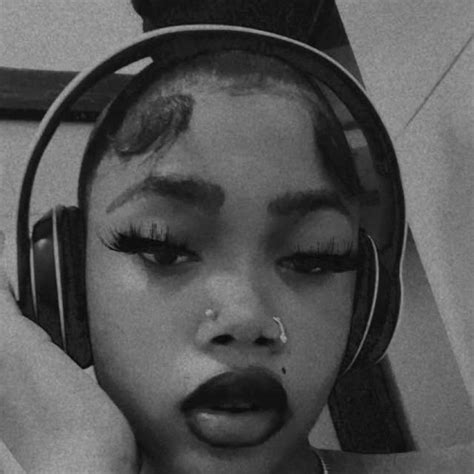 Bella🩷🤤