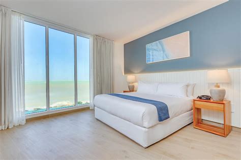 Radisson Fort George Hotel And Marina ⋆⋆⋆ Belize City Belize