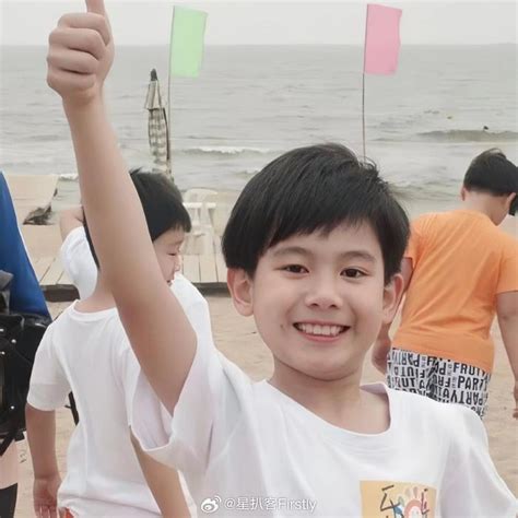 分享一波胡先煦小时候照片 好可爱新浪新闻