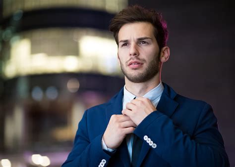 How To Attract Women 12 Strategies To Transform Your Dating Life Godates