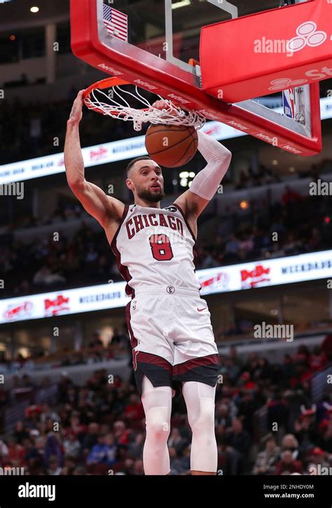 Chicago Il January 13 Chicago Bulls Guard Zach Lavine 8 Slam