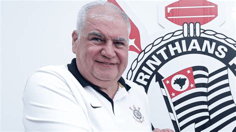Diretor Do Corinthians Fala Sobre Vidro Quebrado Em Barueri Esbarro
