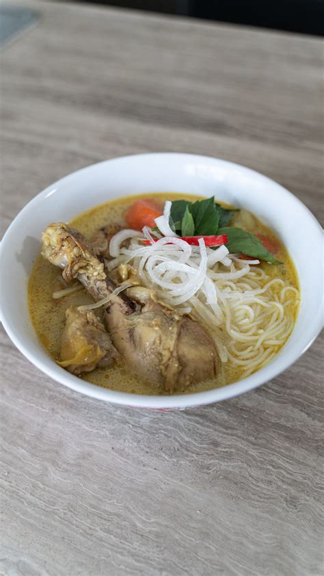 Sparerib Macaroni Noodle Soup Nui Sườn Heo Feedthepudge
