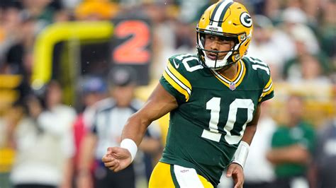 Packers News Jordan Love Back At Practice After Thumb Procedure