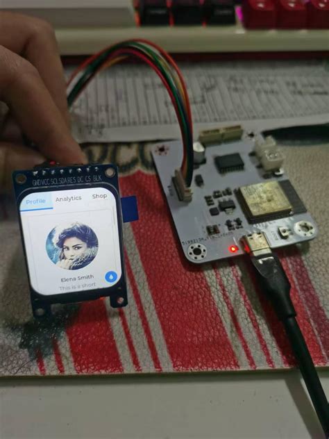ESP32 1 69寸彩屏跑lvgl9 22 示例代码 哔哩哔哩