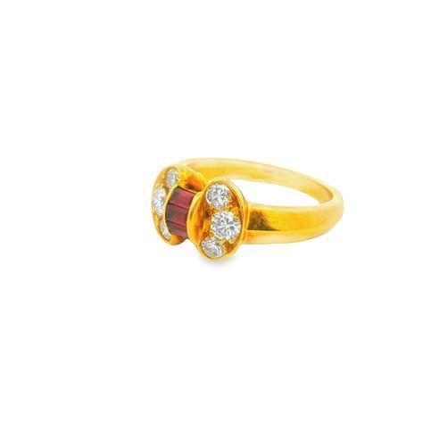 Van Cleef And Arpels Celestial Ruby Diamond 18k Yellow Gold Ring For Sale At 1stdibs
