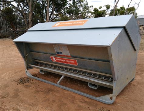 2 X 1800 Model Advantage Sheep Feeders Livestock Equipment