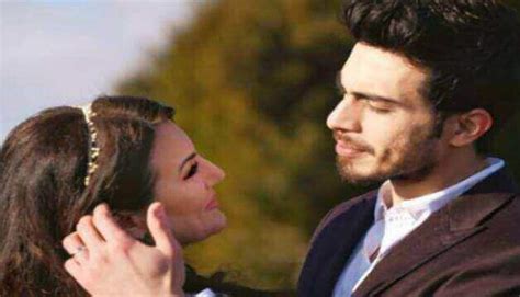 Imran Khans Ex Wife Reham Khan Remarried The Educationist Hub