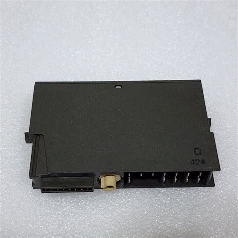 Siemens 6es7 135 4fb00 0ab0 2 Ch Analog Output Module Are Marine