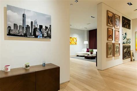 화이트and우드톤 모던한 35평 아트 갤러리 인테리어 강남구 신사동