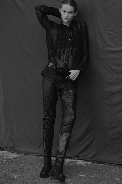 Paulina Model Agent Group