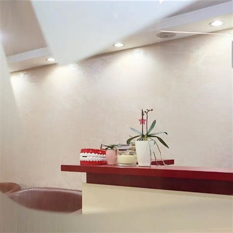 Dent Leaders Dental Clinic Полезни и вредни за зъбите ни храни Плаката е тънък невидим