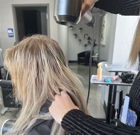 How To Dry Your Hair Without Damaging It Facetté Fort Collins