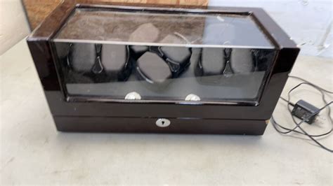 Rotating Watch Display Case