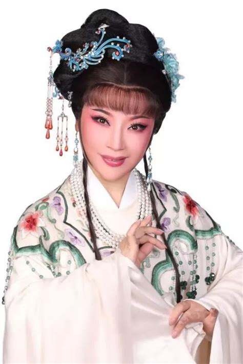 温州越剧团一级演员 嵊州越剧团演员 嵊州小百花越剧团演员 大山谷图库