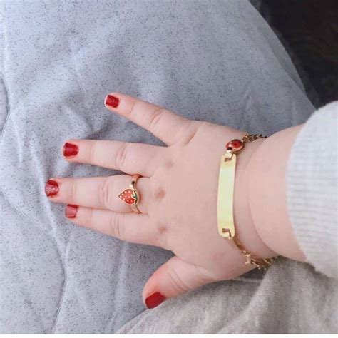 مدل انگشتر نوزاد؛ کلی مدل های کوچولو و بامزه در کنار هم