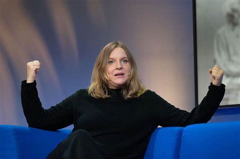 Judith Holofernes Erhält Fred Jay Preis Für Ihre Songtexte Show Biz