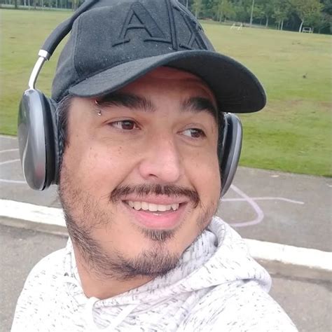 Quero Falar Sobre Lei Da Atração Em 2006 Aos 20 Anos Fui