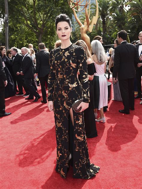 Fotos Los Mejores Looks De La Alfombra Roja De Los Premios Emmy 2017