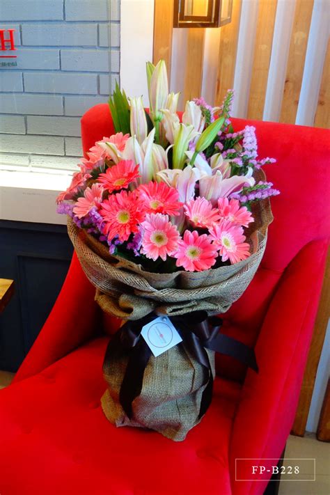 Bouquet Of 1 Dozen Gerbera And 2 Stems Of Stargazer Lily Flower Patch