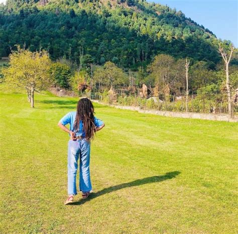 Nidhi Bhanushali Looks Smoking Hot