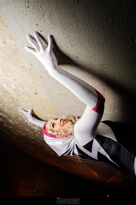 Spider Gwen Cosplay 🕷 Rericafettcosplay