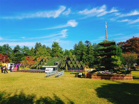 【1021土 弘前城菊と紅葉まつり】 公社弘前観光コンベンション協会
