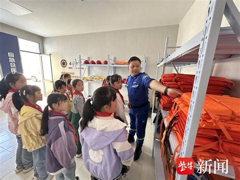 急救知识进校园，上好生命“必修课”！常熟市支塘镇何市社区开展红十字日主题宣传活动救护应急