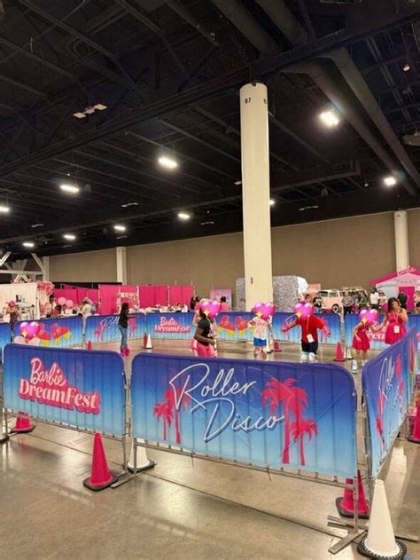 Barbie Fans Demand Over 400 In Refunds After Florida Event Disappoints