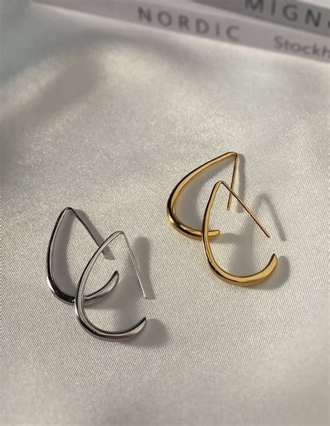 ピアス 金属アレルギー対応のアクセサリーブランド【rolo】