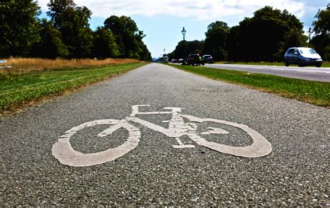 Cycle Path Picography Free Photo