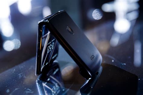 Adding Music To Your Motorola Razr Quick Guide Robots Net
