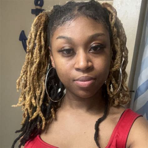 Zee Just Zeee • Threads Say More