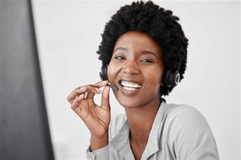 Premium Photo Customer Support Call Center And Telemarketing With A