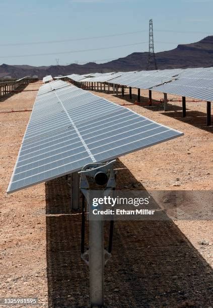 Megawatt Valley Photos And Premium High Res Pictures Getty Images