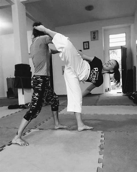 Self Defense Martial Arts Karate Martial Arts Martial Arts Girl