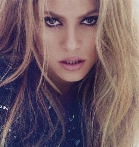 Shakira Carla Shakira En Español Monotonía ️ On Twitter 🚨 Shakira
