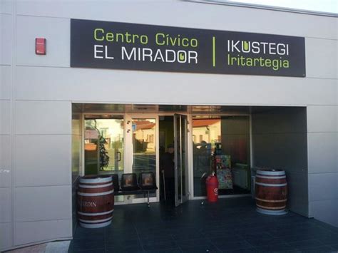 Restaurante Bar Restaurante El Mirador En Noain Elortzibar