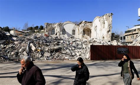 Turkish Egyptian Fms Talk About Post Earthquake Situation Daily Sabah