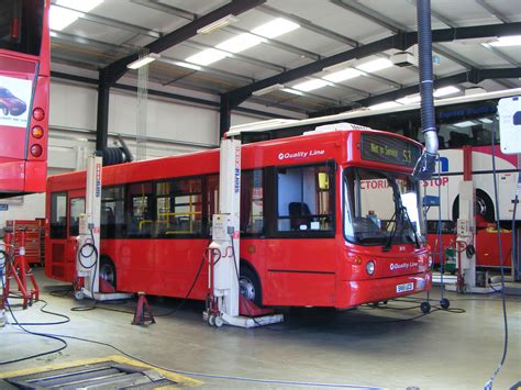 Epsom Coaching Group SHOWBUS LONDON BUS IMAGE GALLERY