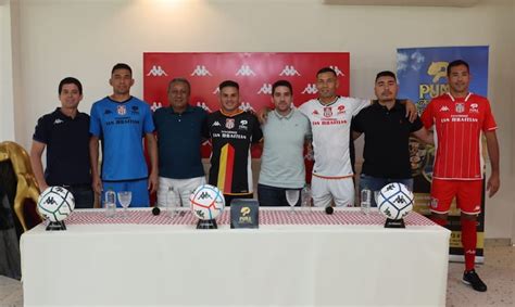 General Caballero Jlm Exhibió Sus Nuevas Indumentarias General